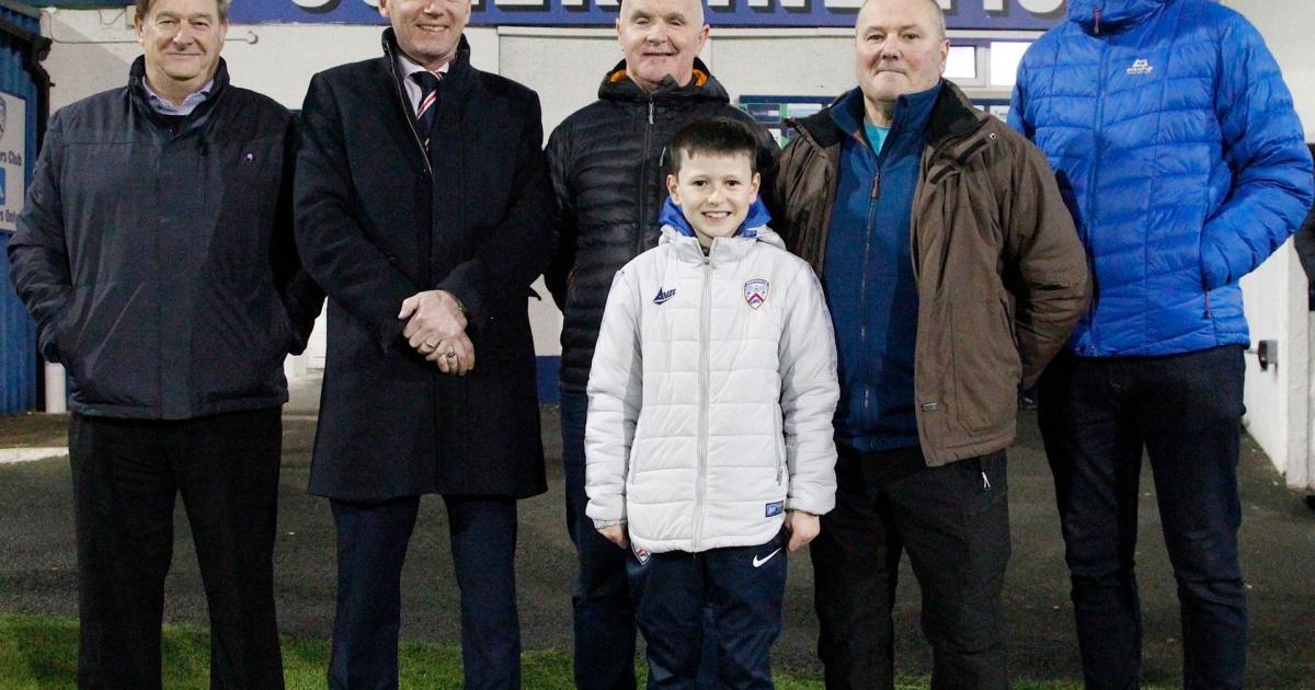 Friends reunited at The Showgrounds - Alpha Newspaper Group