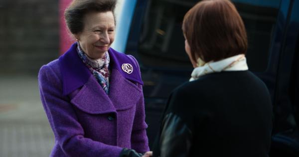 HRH Princess Royal Officially opens town library in Coleraine - Photo 1 ...