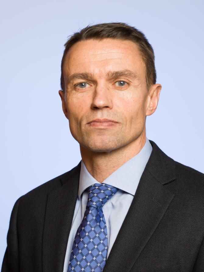 Pay rise for Council Chief - Alpha Newspaper Group